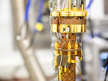 Optics & Photonics News - Coupling Time Crystals to a Mechanical Resonator